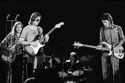 Paul McCartney and Wings photos - exclusive images from the 1970s ...